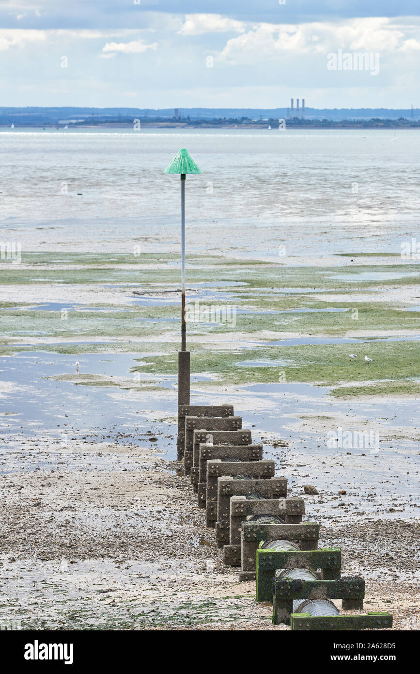 Shoreline at southend hi-res stock photography and images - Alamy