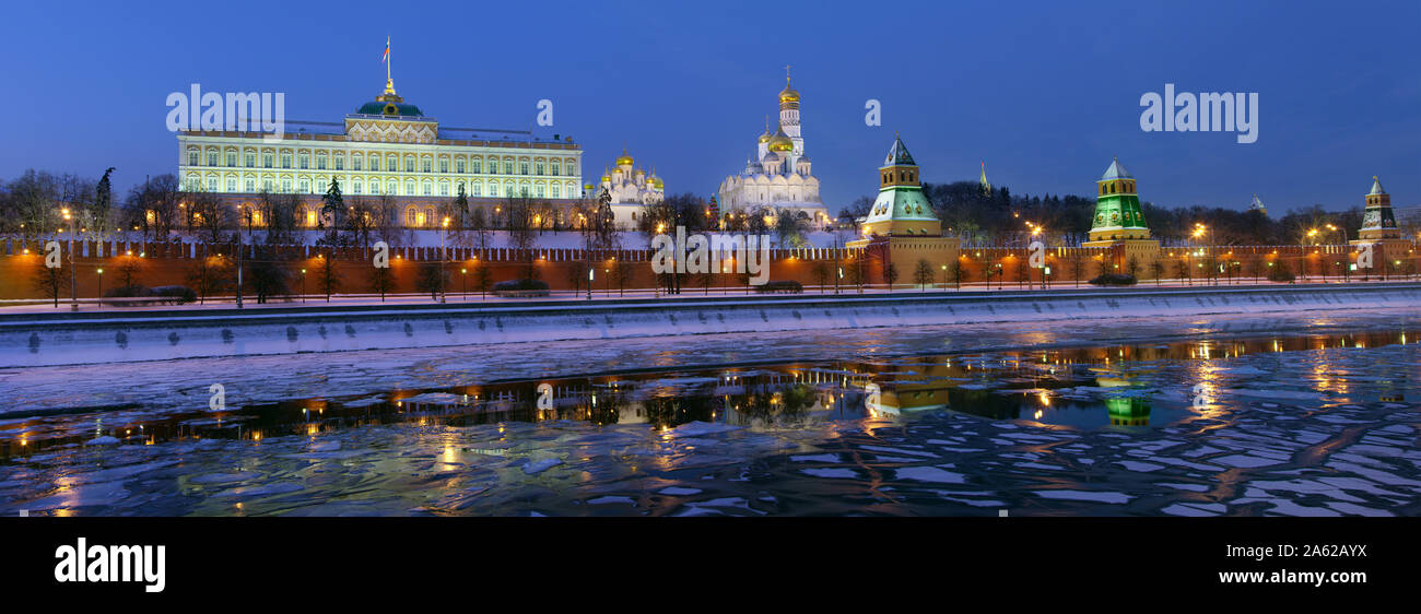 Grand kremlin palace exterior hi-res stock photography and images - Alamy