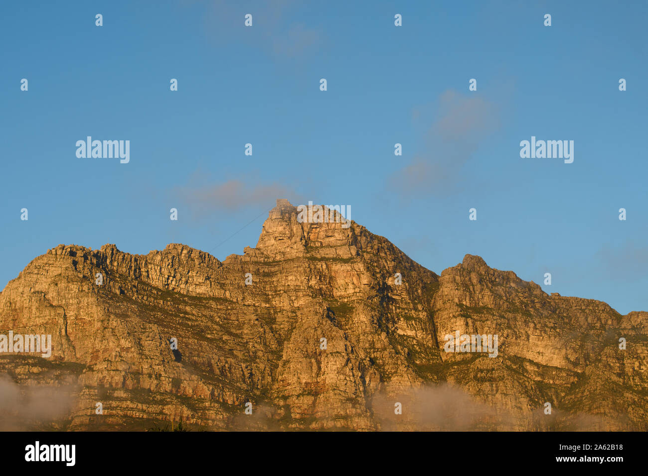 The 12 Apostles mountain peaks Stock Photo - Alamy