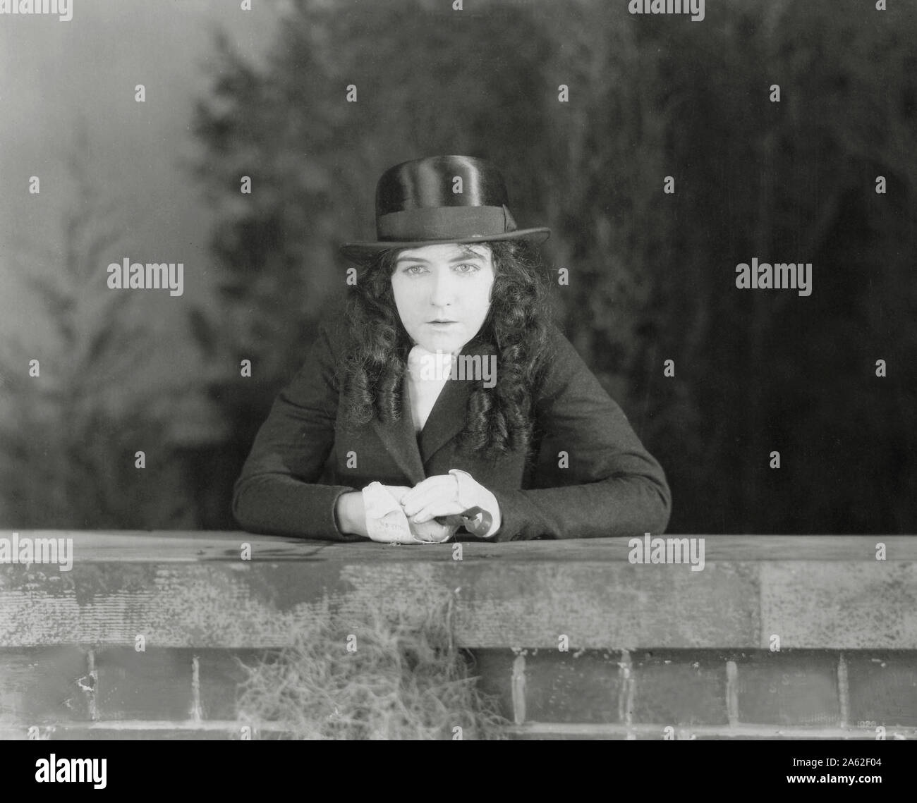 Dorothy gish film hi-res stock photography and images - Alamy