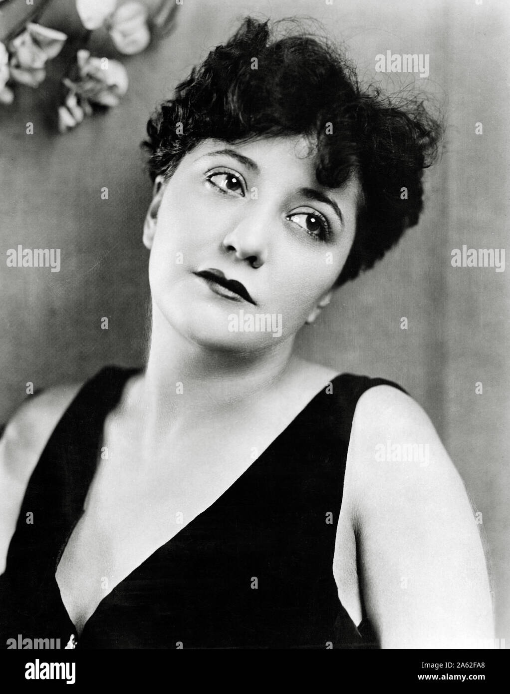 Helen morgan hi-res stock photography and images - Alamy