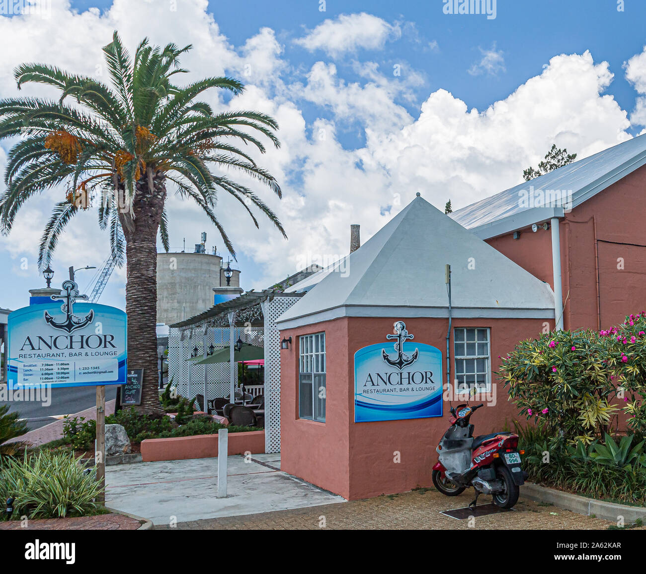Hamilton bermuda royal naval dockyard hi-res stock photography and ...