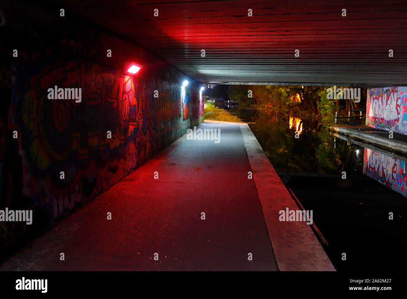 Scary walkways hi-res stock photography and images - Alamy