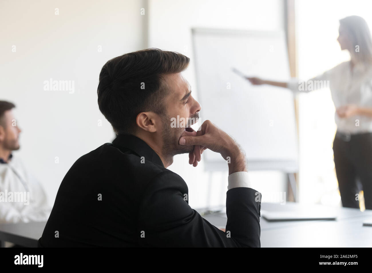 Bored audience meeting hi-res stock photography and images - Alamy