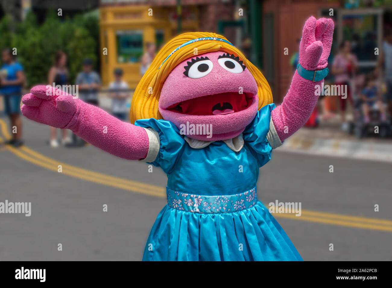 Orlando, Florida. October 09, 2019. Prairie Dawn dancing in Sesame ...