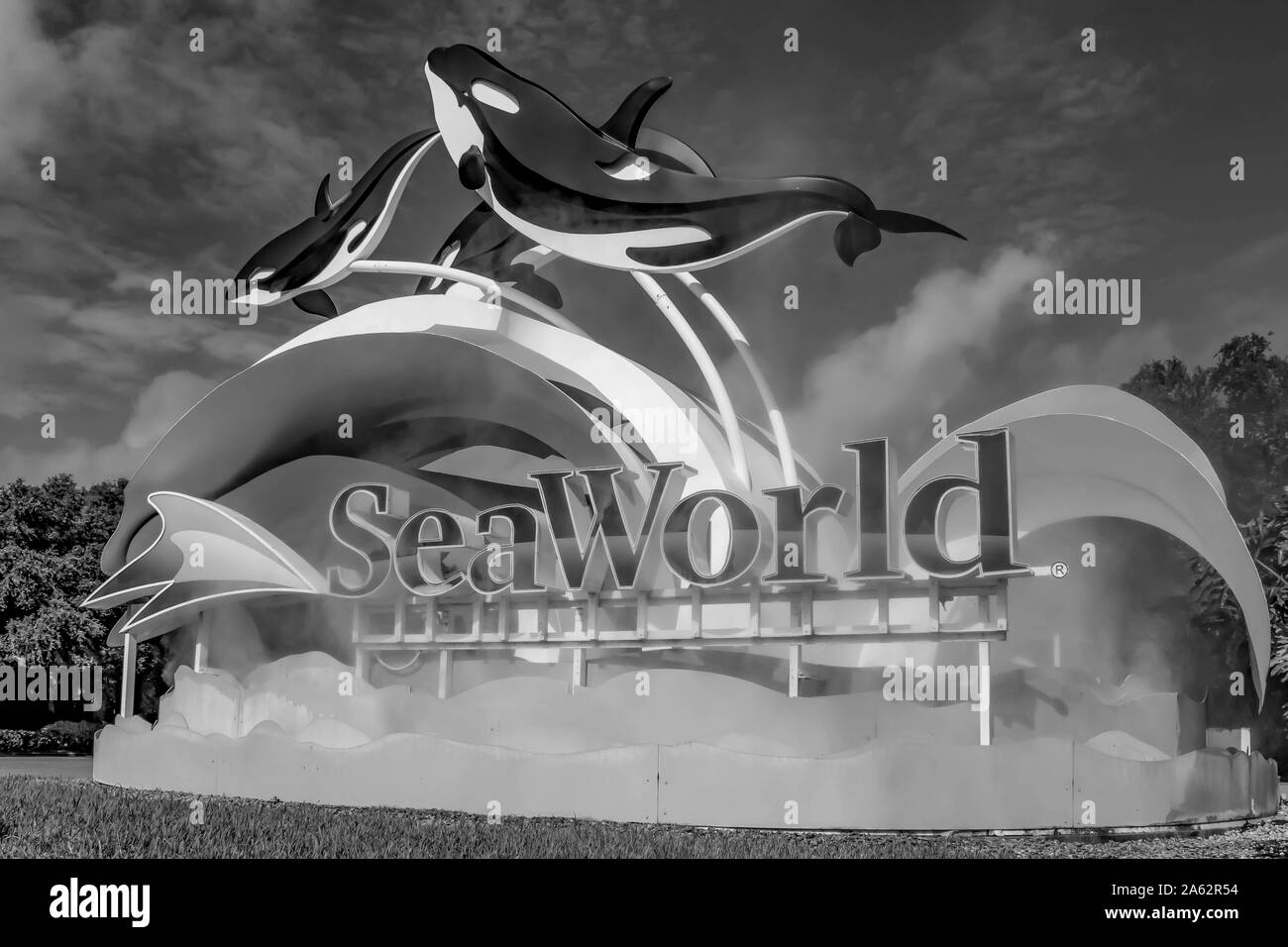 Orlando, Florida. June 17, 2019. Seaworld sign and whale figures on ...