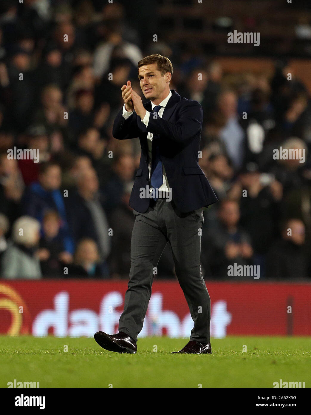 Fulham manager scott parker applauds fans full time hi-res stock ...