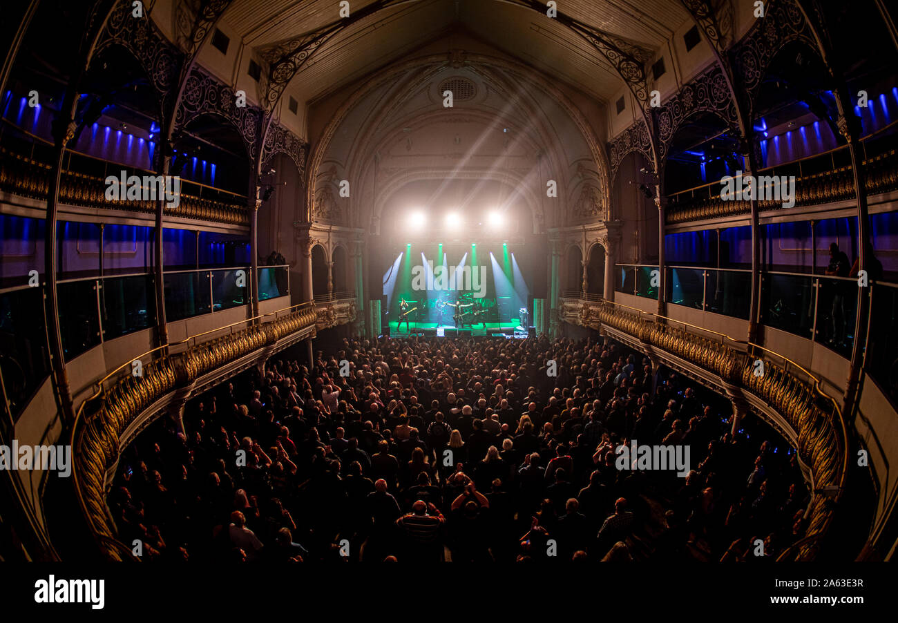 Star on drum hi-res stock photography and images - Alamy