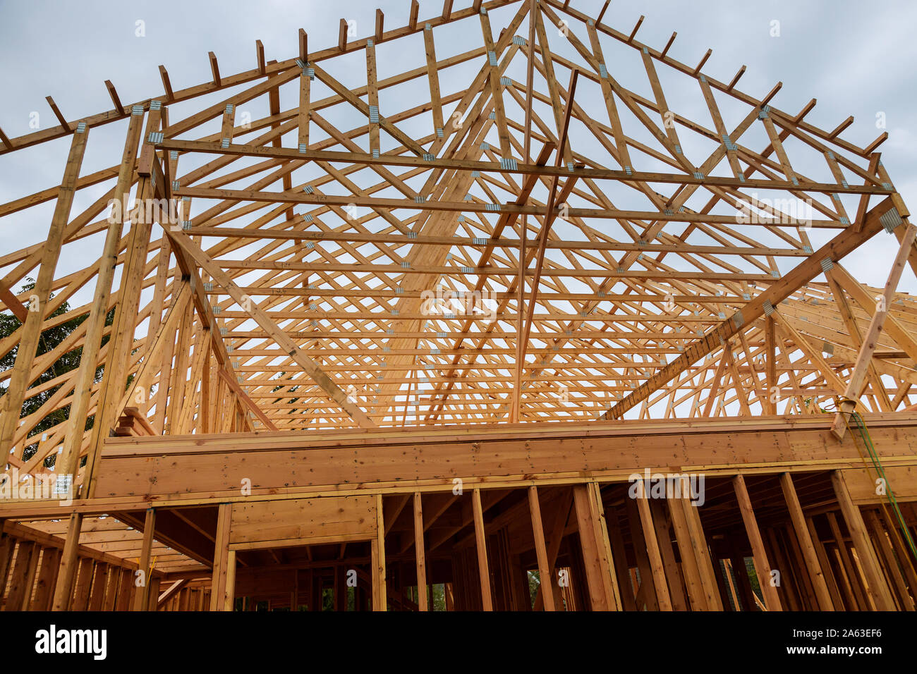Exterior framing hi-res stock photography and images - Alamy