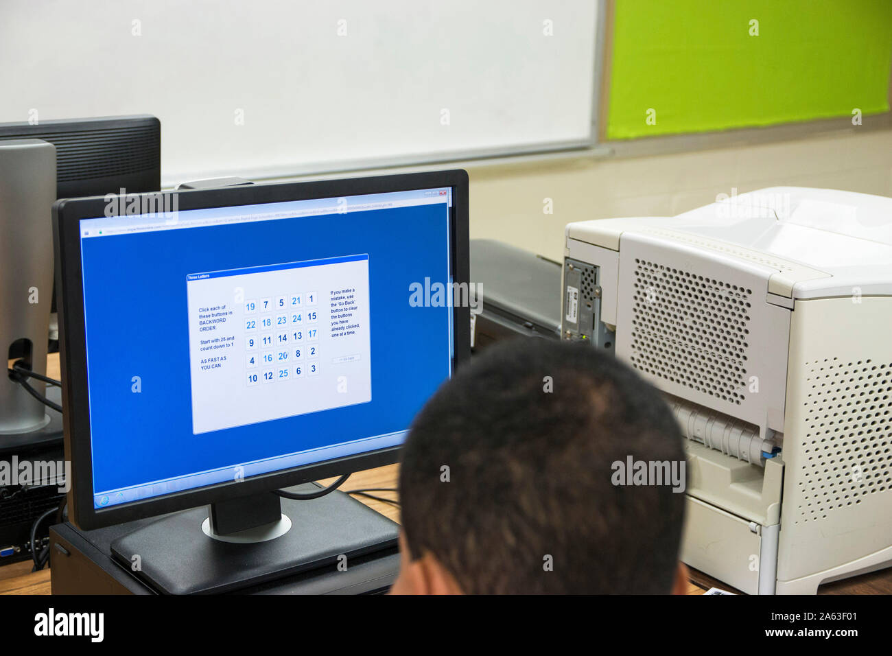 Education classroom testing hi-res stock photography and images - Alamy