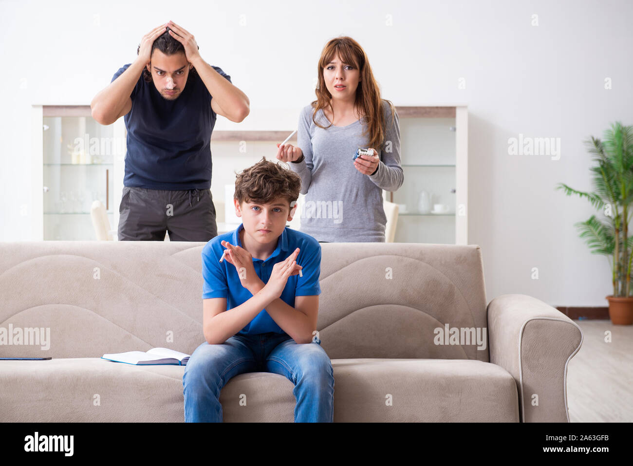 Underage student hi-res stock photography and images - Alamy