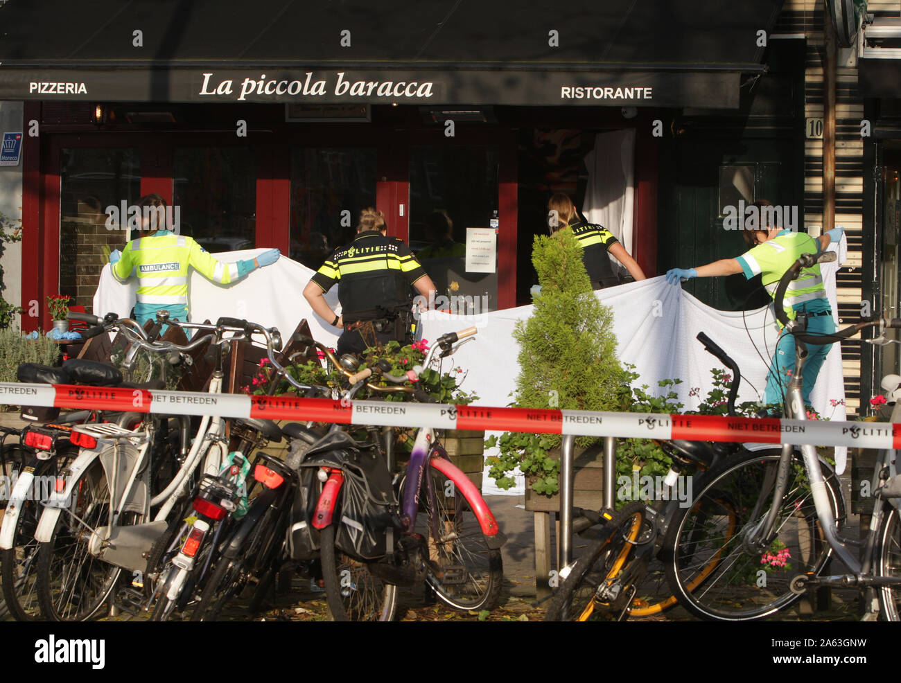 Crime scene shooting incident hi-res stock photography and images - Alamy