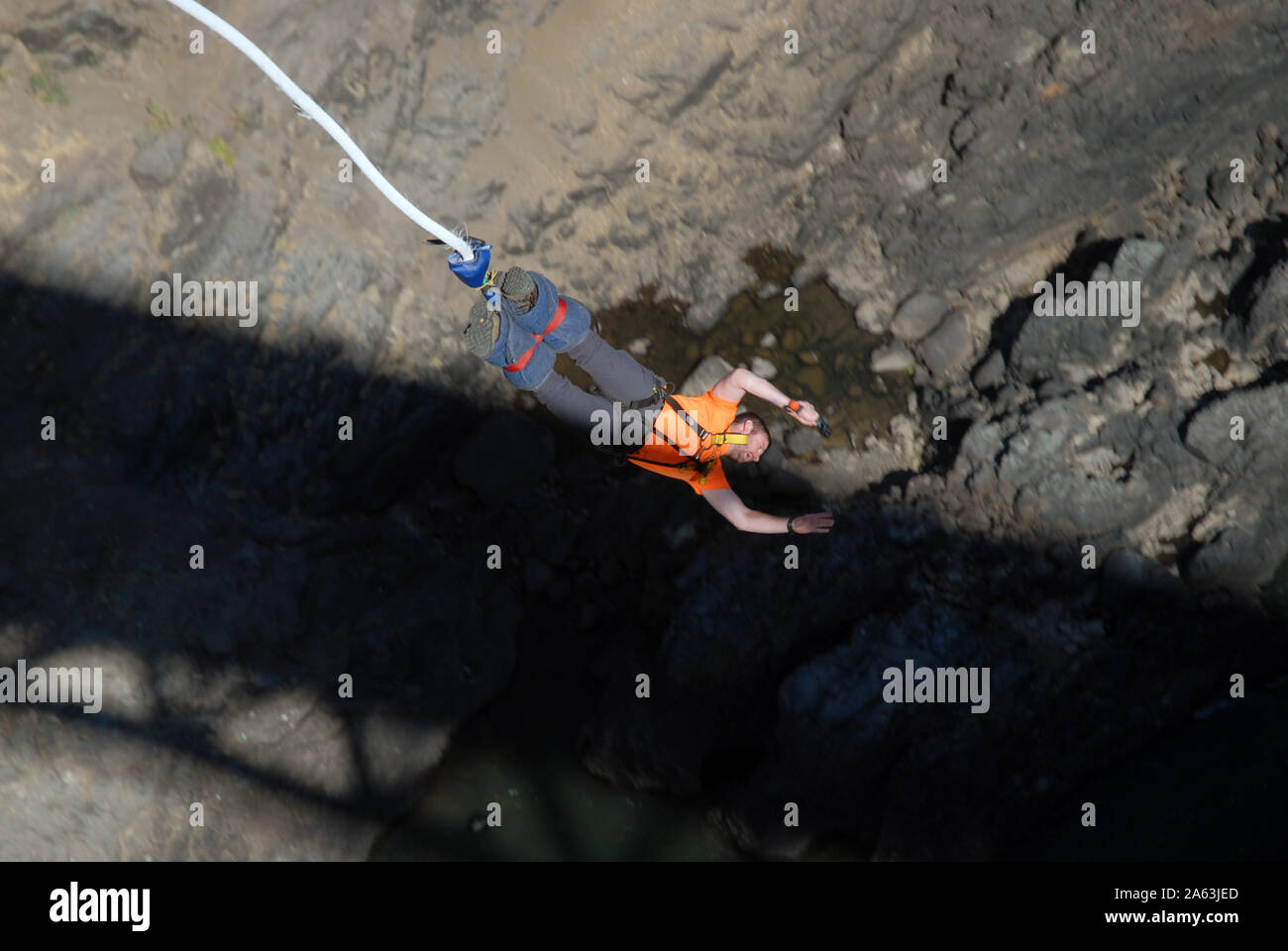 Man bungee jumps off bridge at Victoria Falls, Zimbabwe, Africa Stock ...