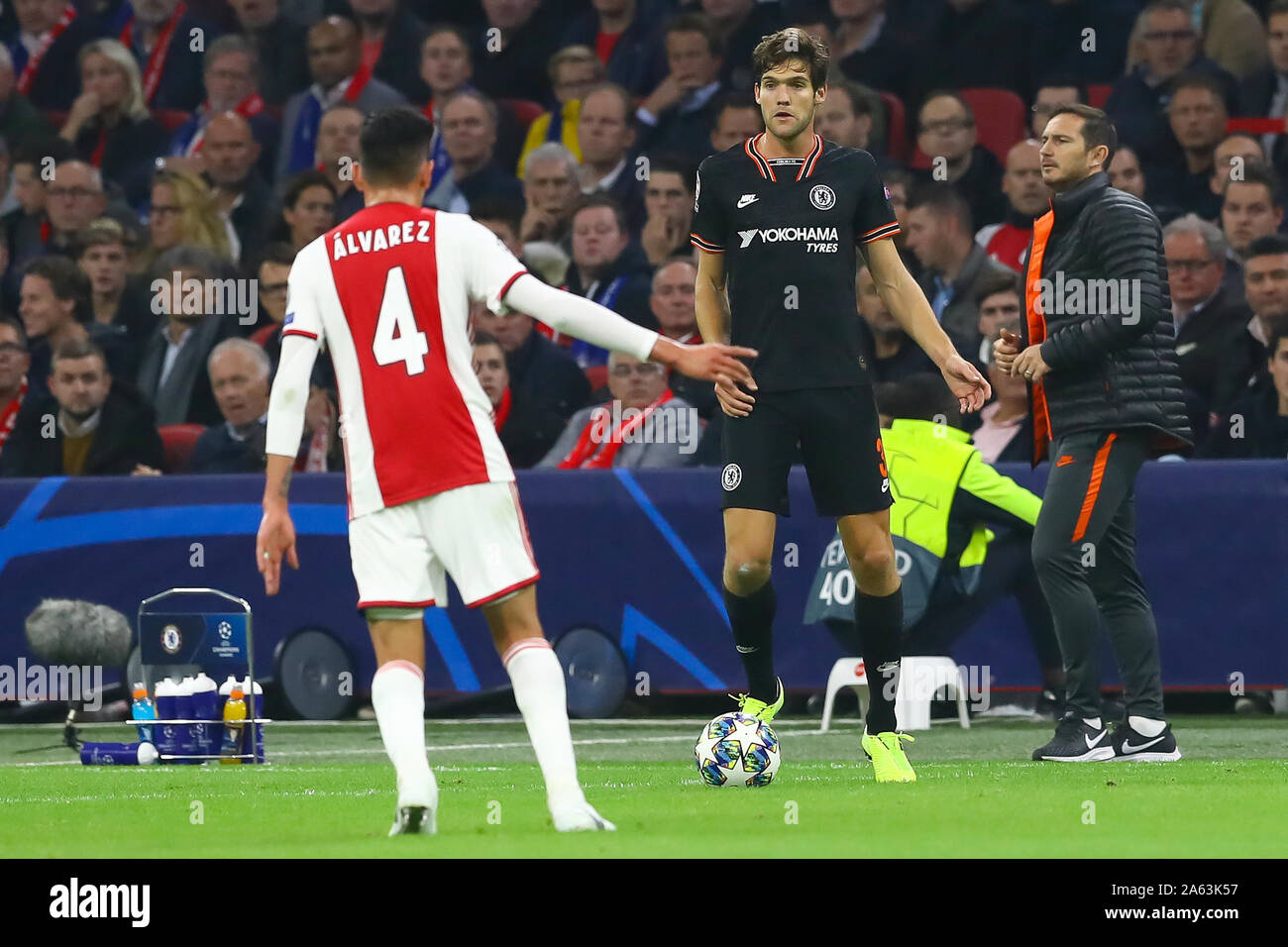 Chelsea trainer hi-res stock photography and images - Alamy