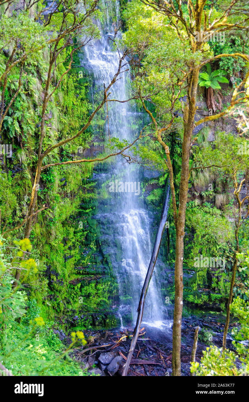 30 metre waterfall hi-res stock photography and images - Alamy