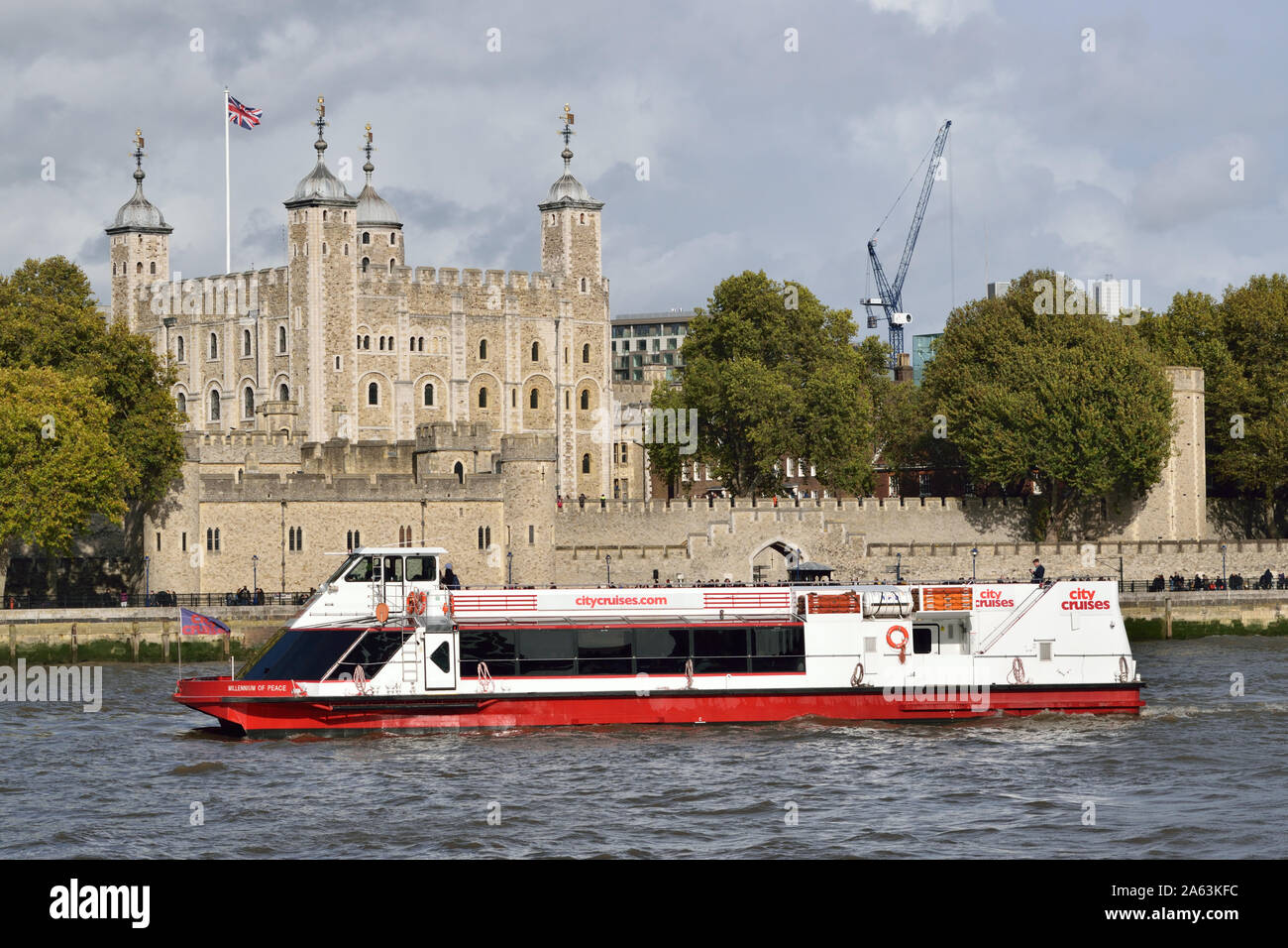 Tower of london and thames river sightseeing cruise 60 photos - Morilly.com