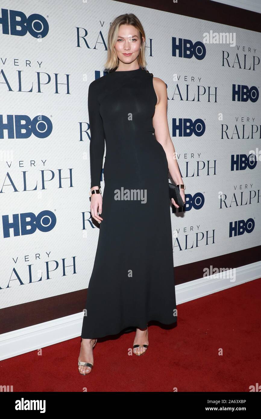 New York, NY, USA. 23rd Oct, 2019. Karlie Kloss at arrivals for VERY ...
