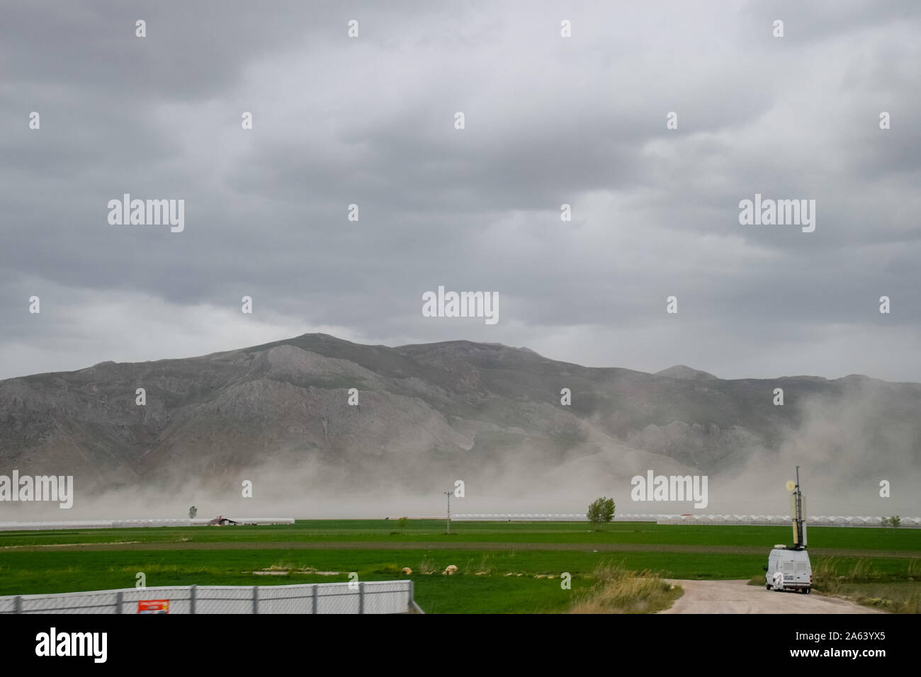 Puffs of steam hi-res stock photography and images - Alamy