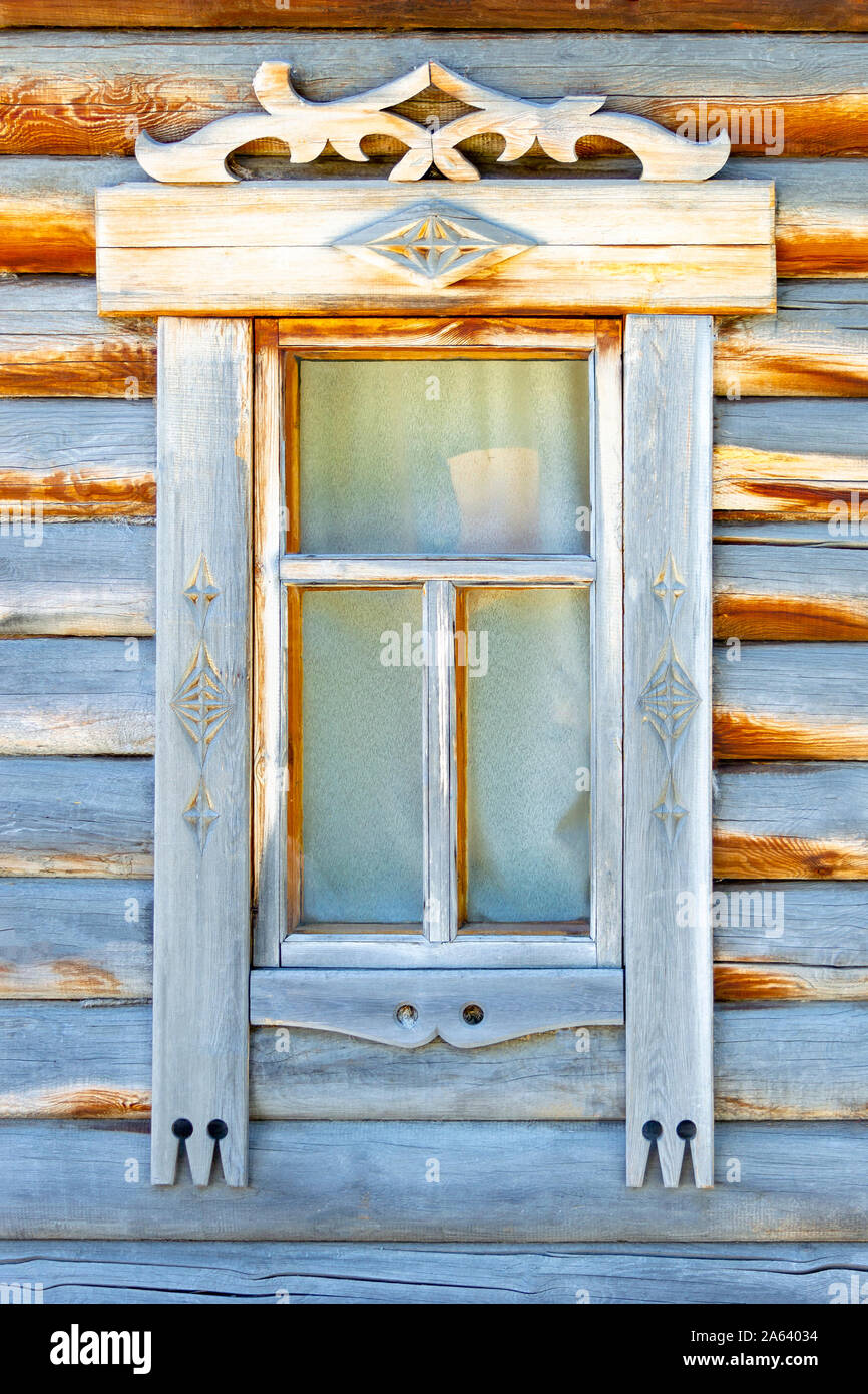 Log block house hi-res stock photography and images - Alamy