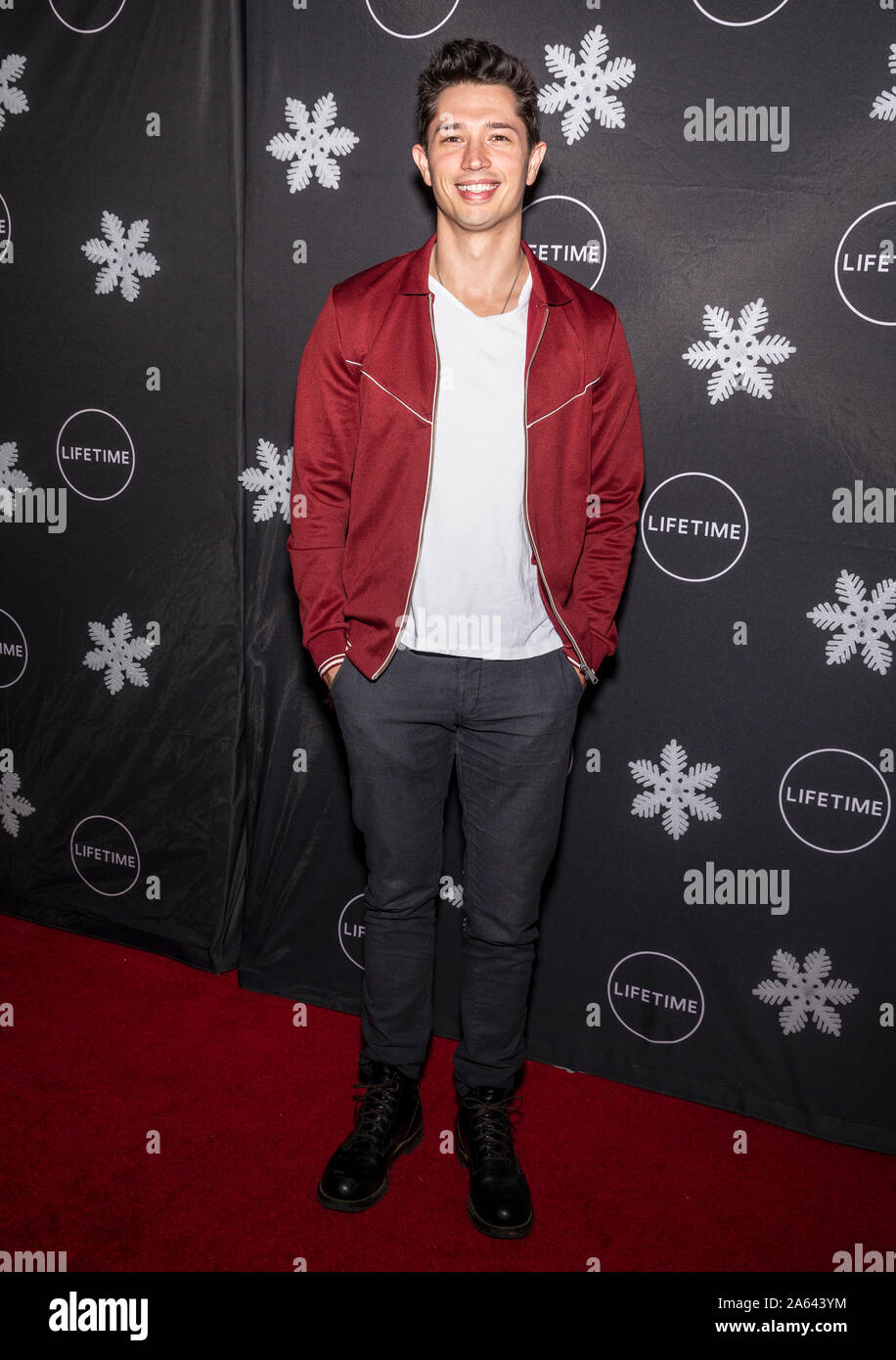 Los Angeles, CA - October 22, 2019: Joe Dinicol attends "It's a ...