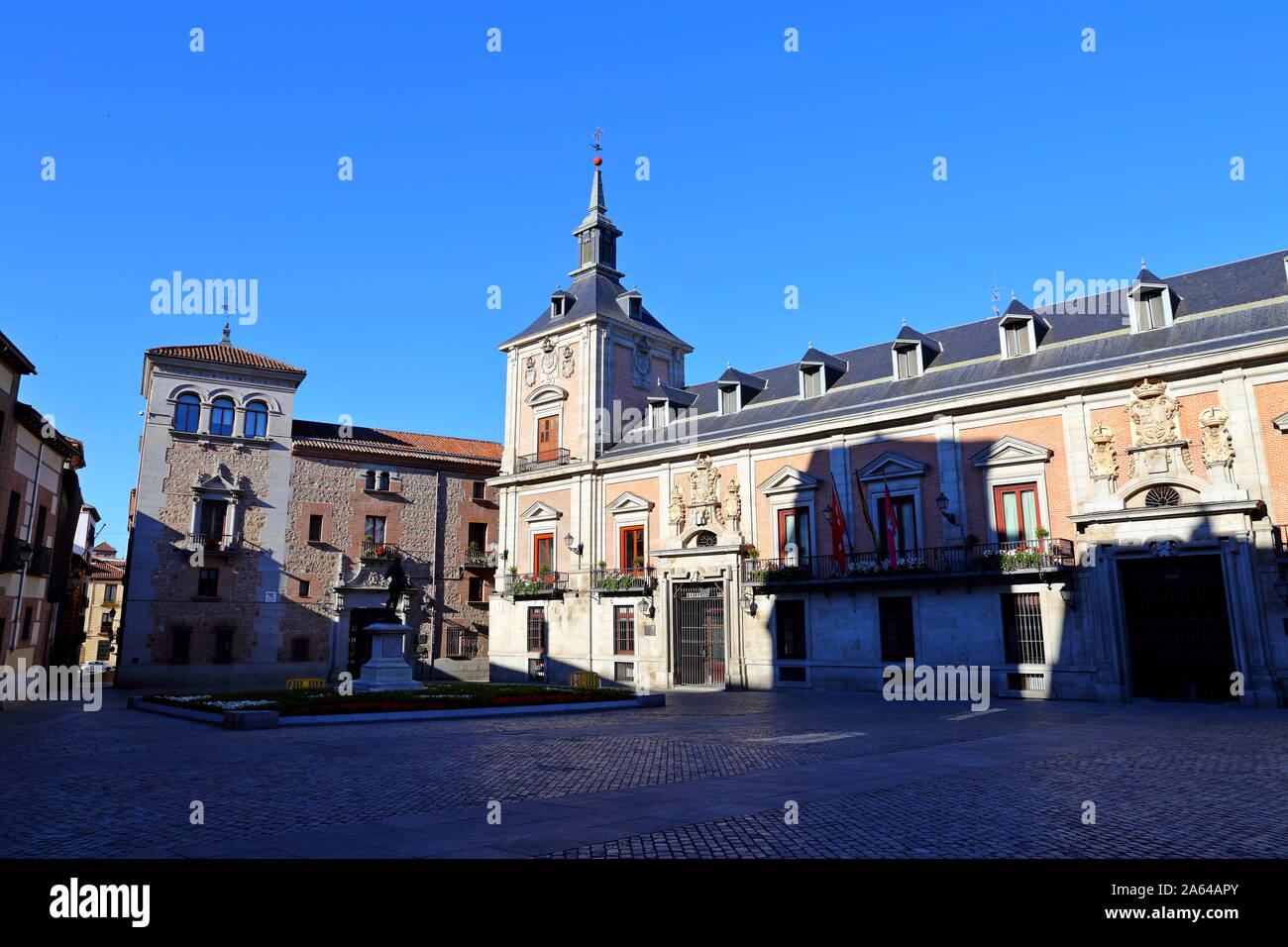 The Old Town Hall (Casa de la Villa) and the House of Cisneros (Casa de ...