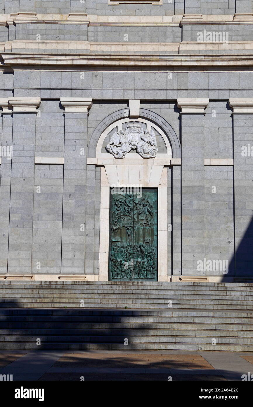 Almudena Church (Catedral de Santa Maria la Real de la Almudenaon) in ...