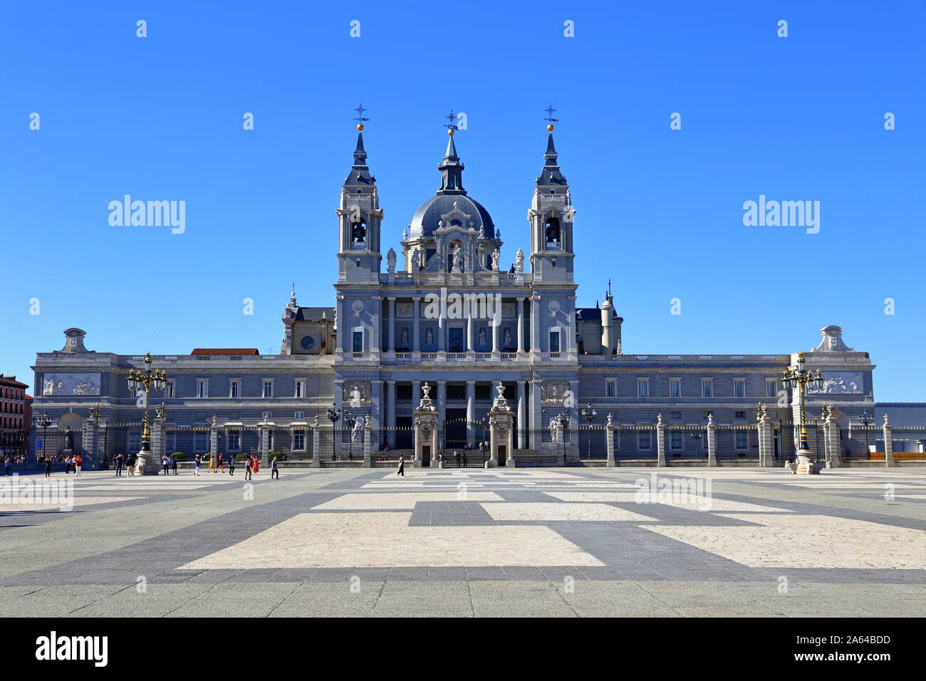 Almudena Church (Catedral de Santa Maria la Real de la Almudenaon) in ...