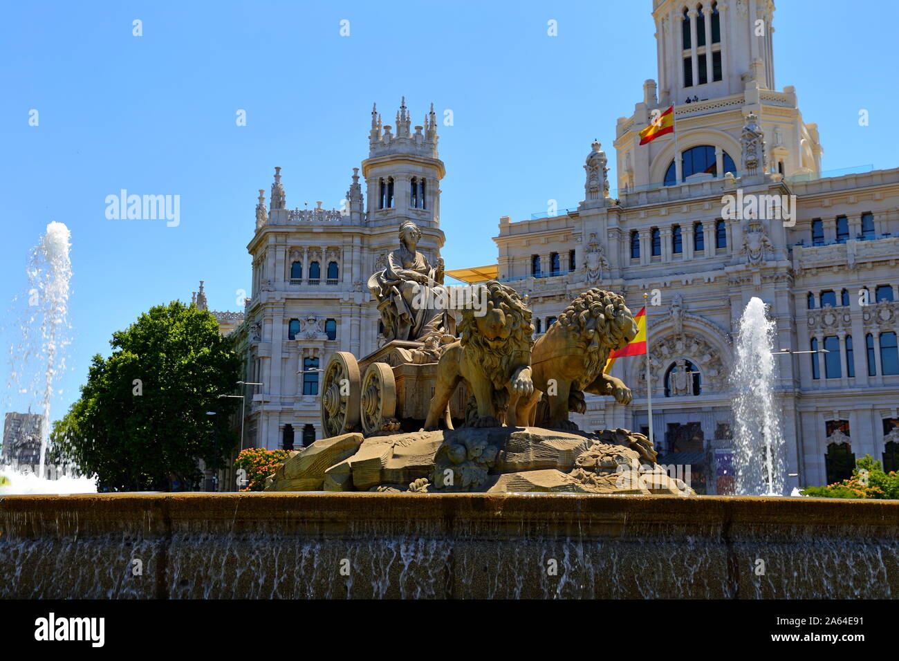 Fountain on the public square, Fountain at the intersection of Prado ...