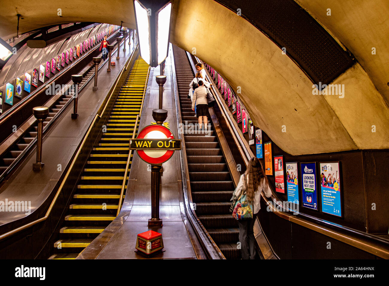 St. John's Wood Underground Station, London, UK Stock Photo - Alamy