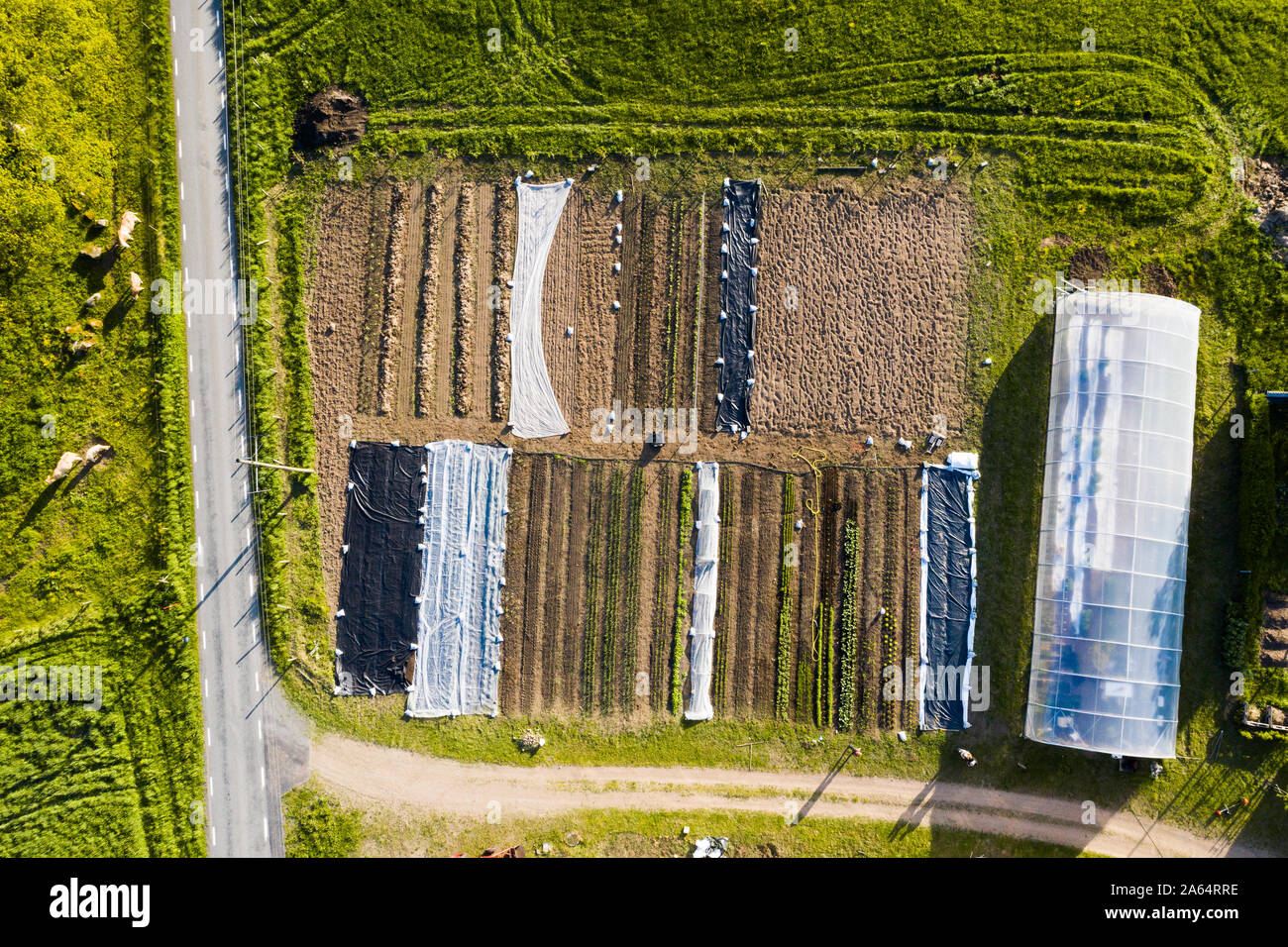 Elevated view of farmhouse hi-res stock photography and images - Alamy