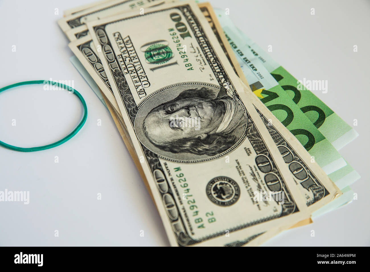 Elastic band bank hi-res stock photography and images - Alamy