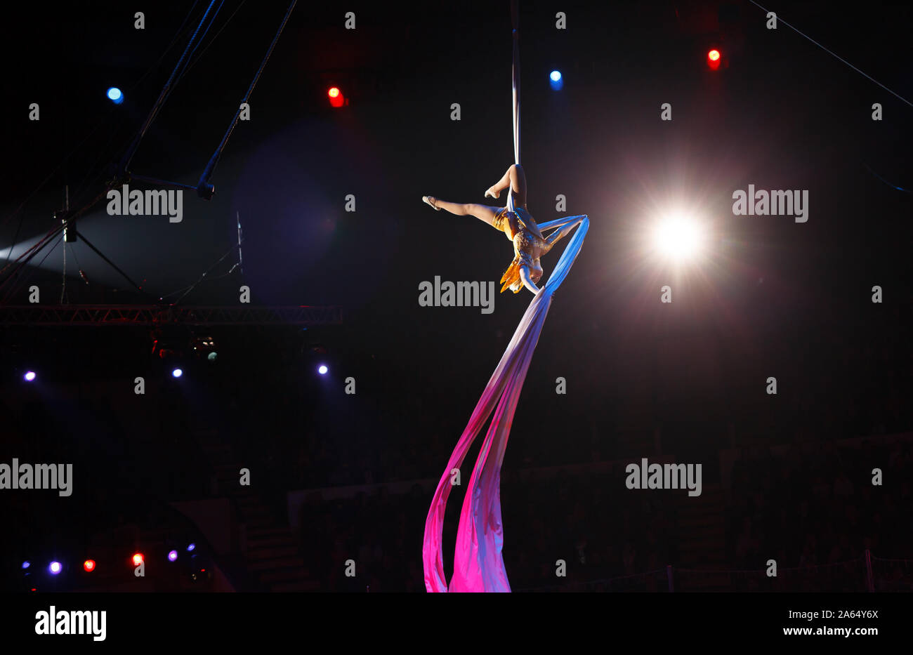 performance of air acrobats in the circus Stock Photo - Alamy