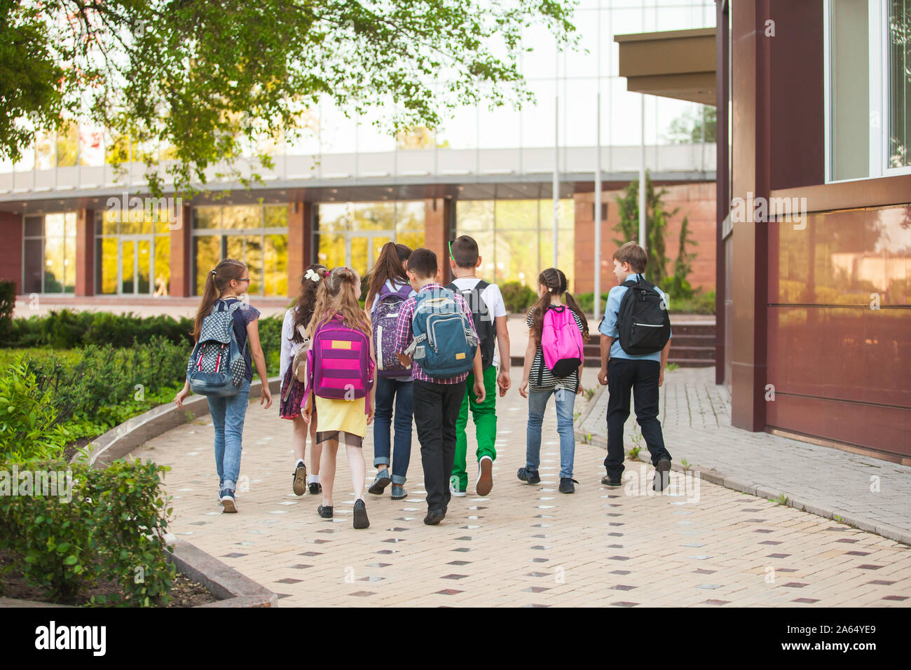 a group of children goes to college Stock Photo - Alamy