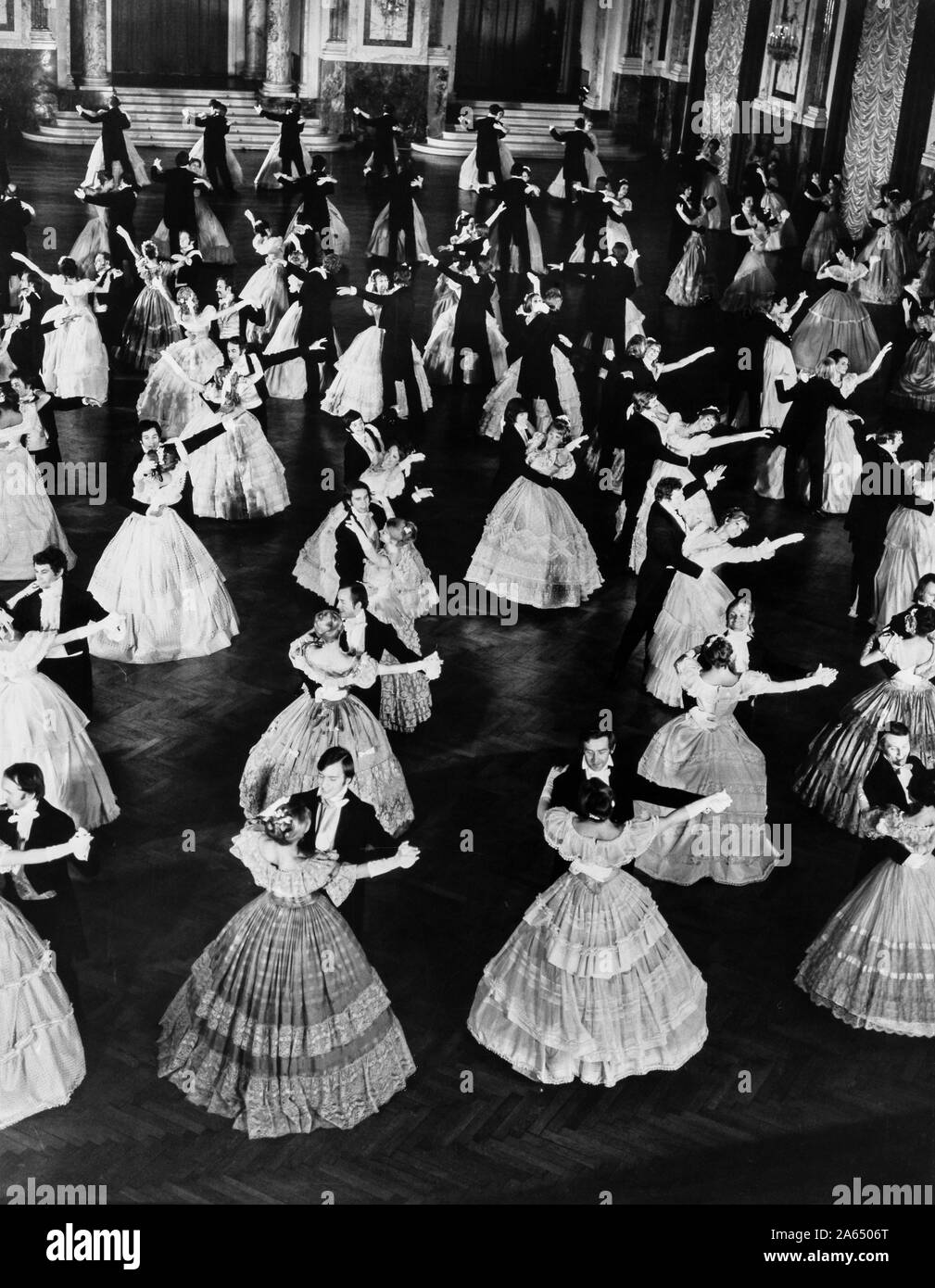 60's dance black and white hi-res stock photography and images - Alamy