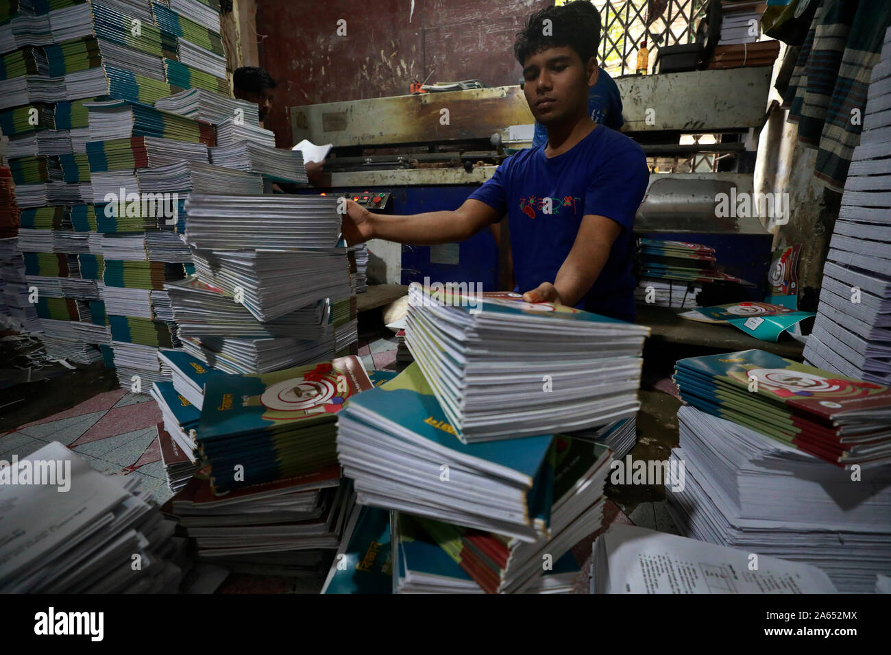 Book binding bangladesh hi-res stock photography and images - Alamy