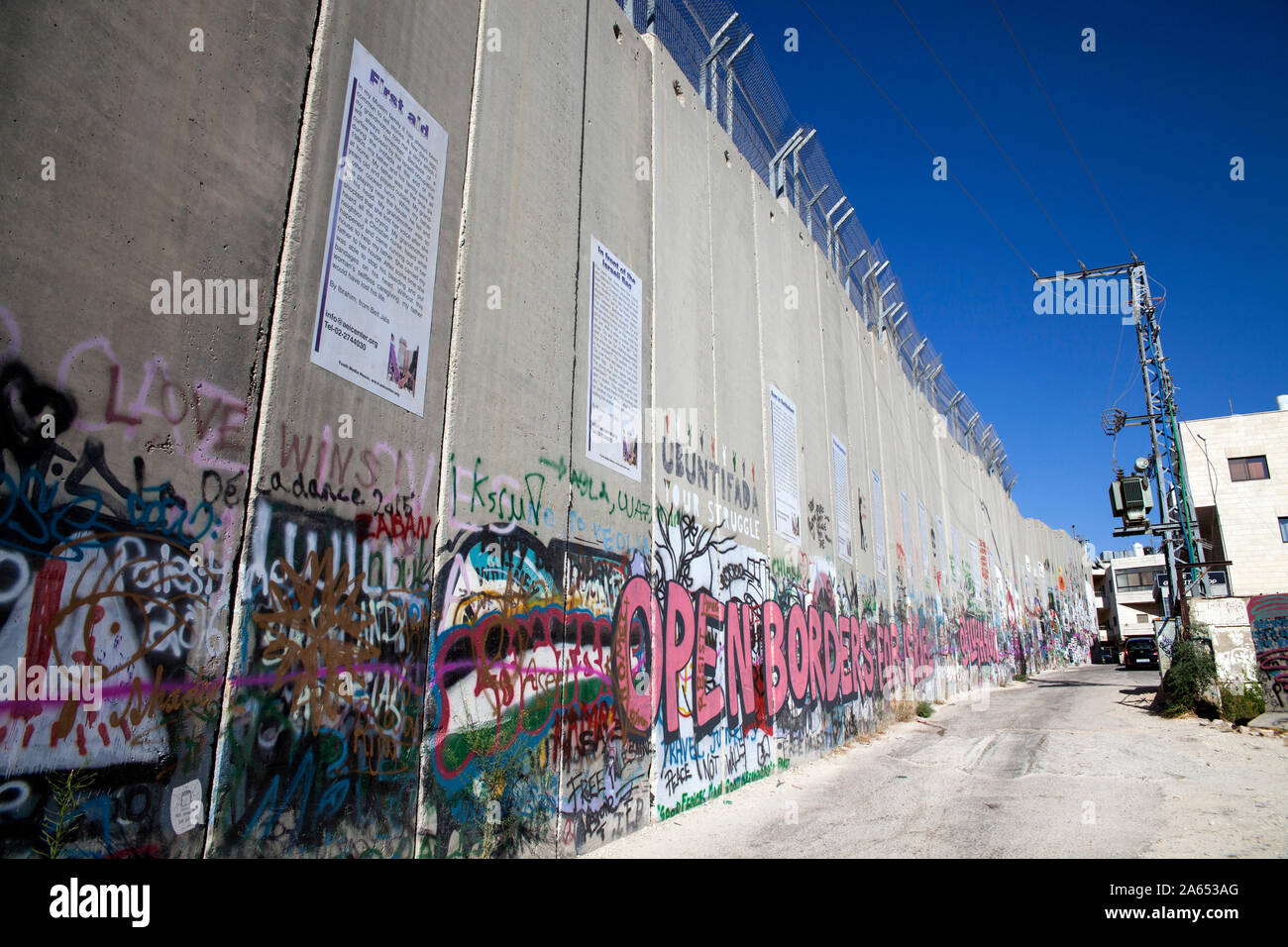 Wall Of Separation Israel Documenting Both Sides Of The Separation