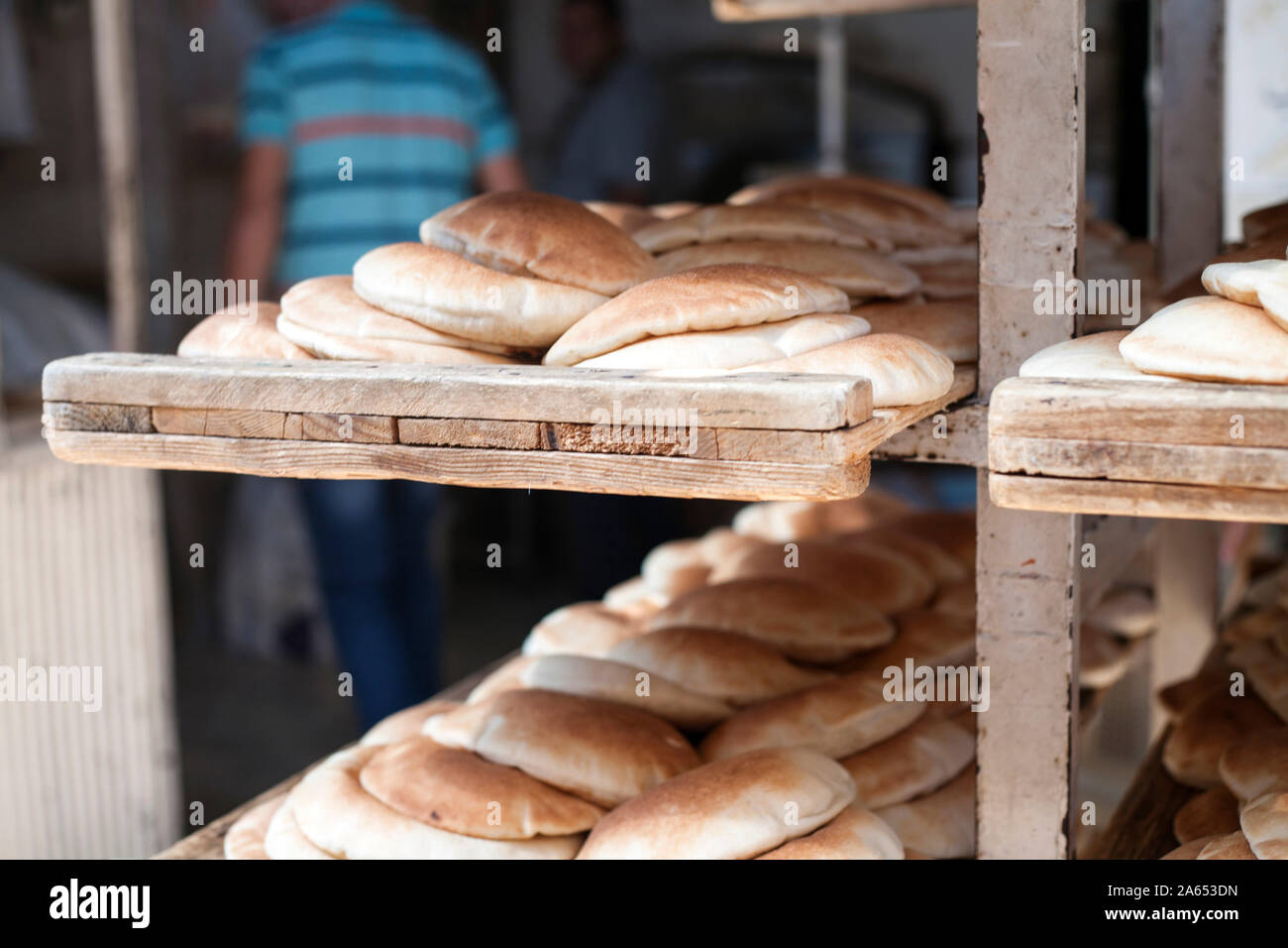 Palestinian bread hi-res stock photography and images - Alamy