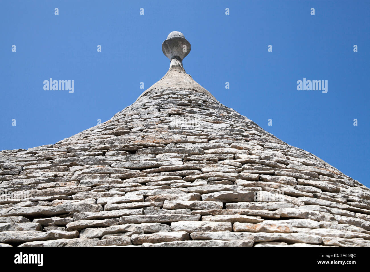 Trulli conical roof drystone hi-res stock photography and images - Alamy