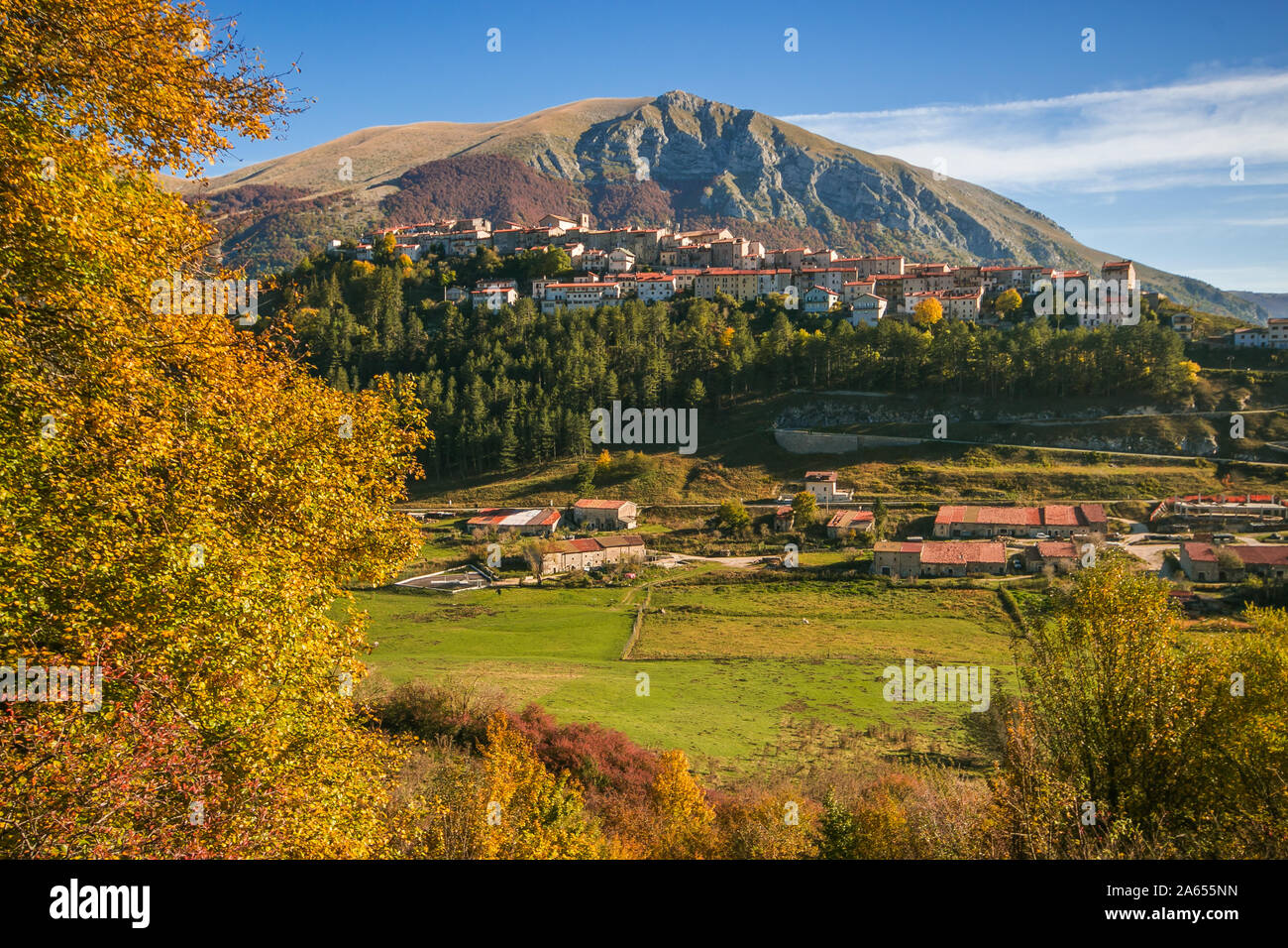 Natural amphitheater hi-res stock photography and images - Alamy