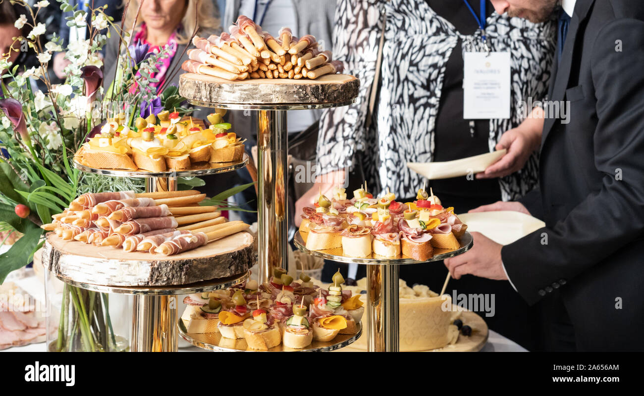 Finger food gourmet canapes hi-res stock photography and images - Alamy