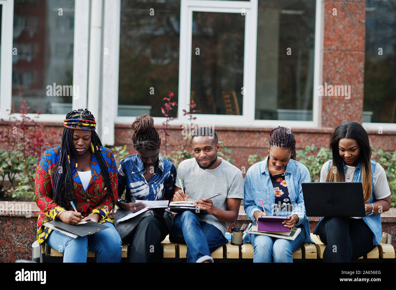 Ghana campus hi-res stock photography and images - Alamy