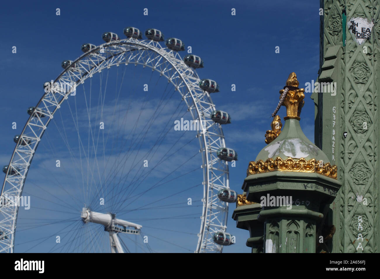 Westminster bridge lamp posts hi-res stock photography and images - Alamy