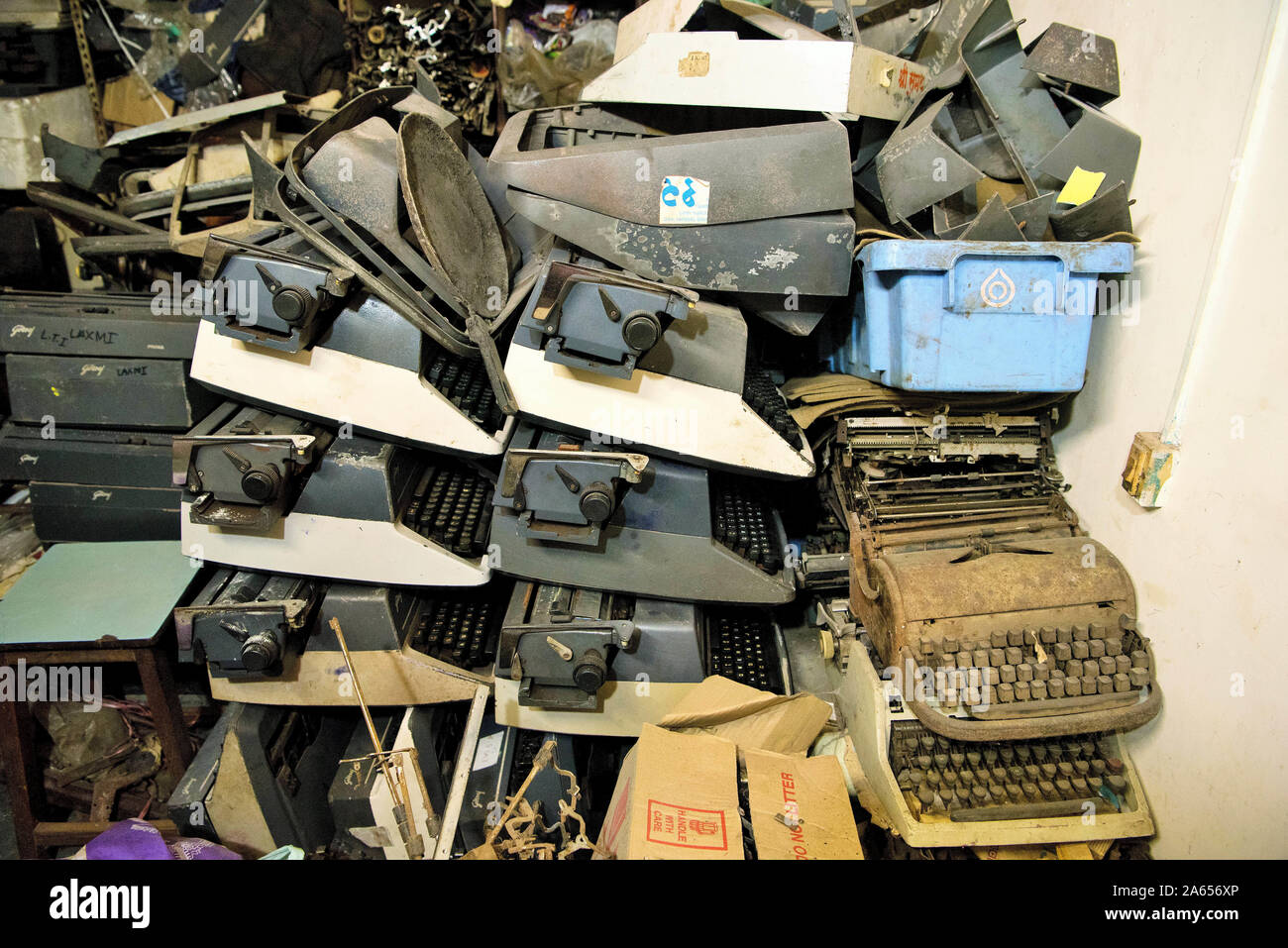 Old manual typewriters repairing Mumbai, Maharashtra, India, Asia Stock ...