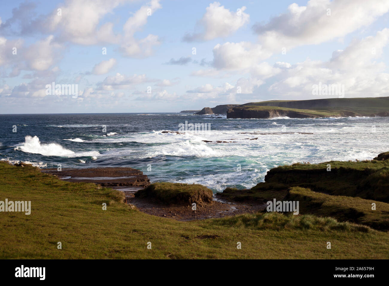 Ireland, County Clare: Kilkee Cliff Walk. Cliffs along the coast Stock ...