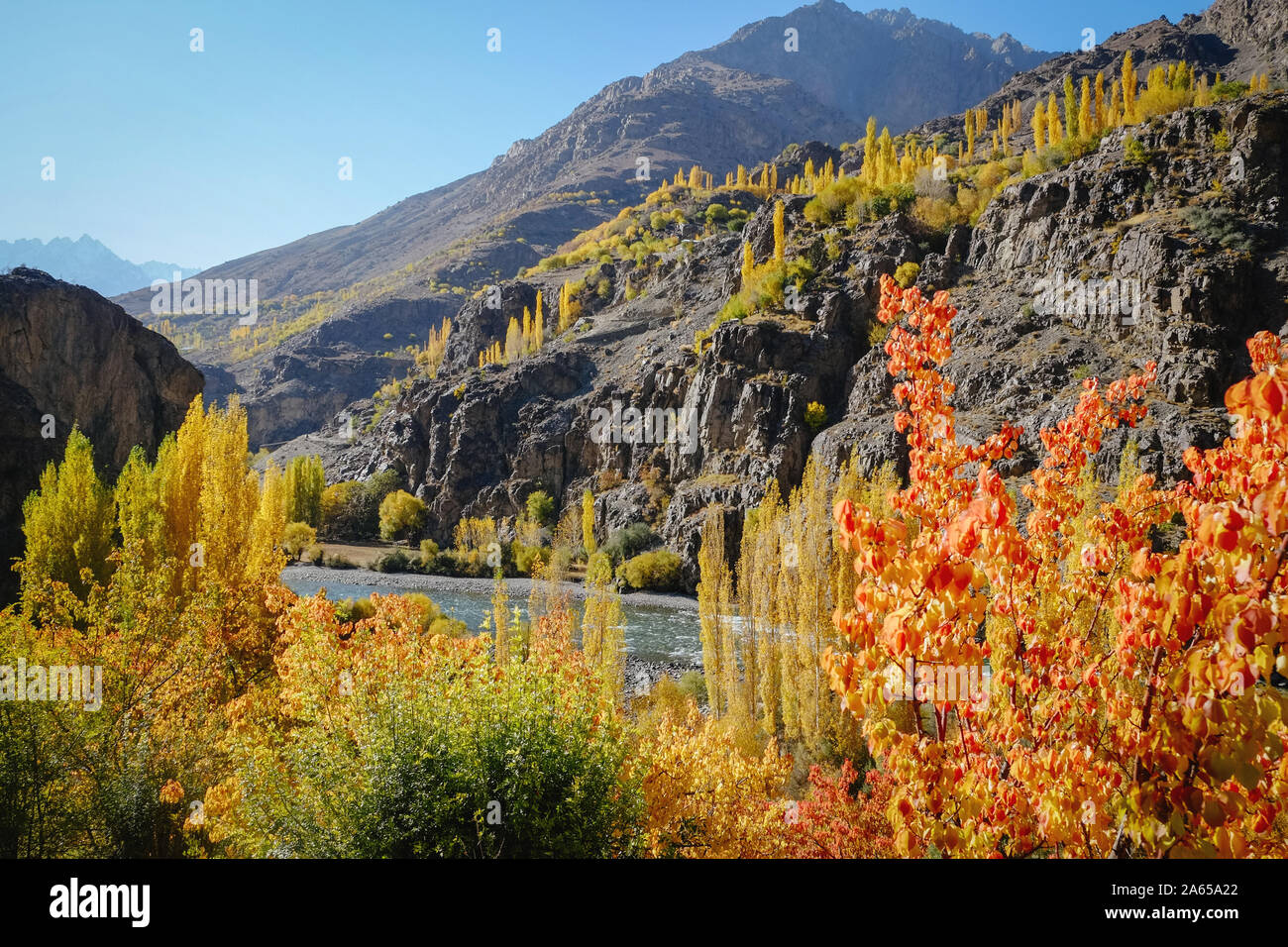 Hindu kush hi-res stock photography and images - Alamy