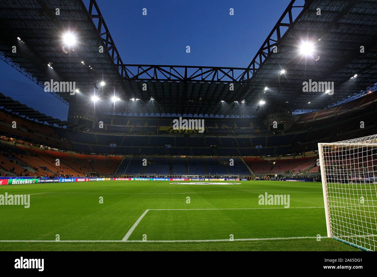 Giuseppe meazza stadium general hi-res stock photography and images - Alamy