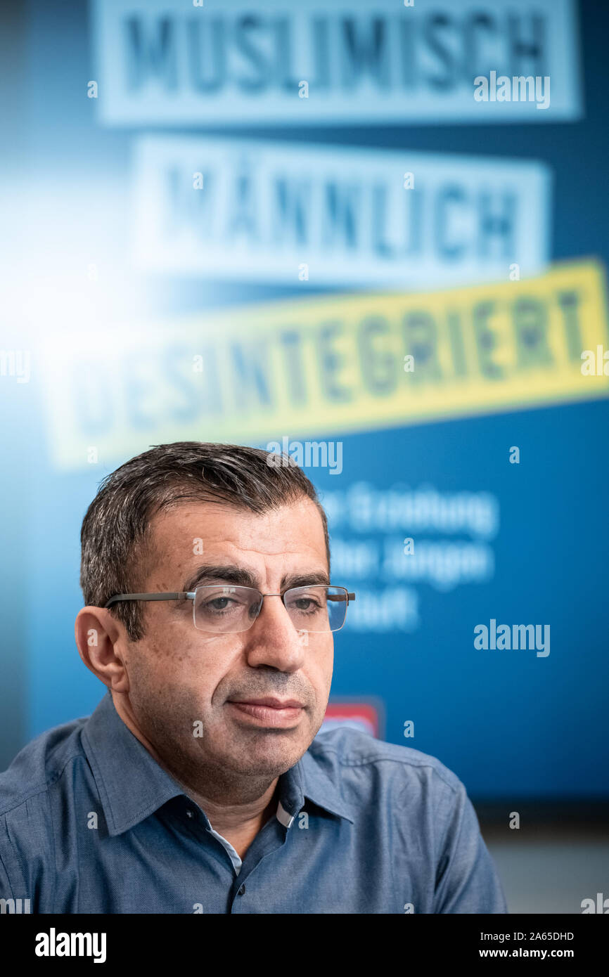 Dortmund, Germany. 24th Oct, 2019. Press conference at the University ...