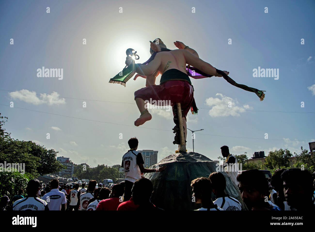 Dancing Lord Ganpati idol procession, Ganesha festival, Mumbai ...