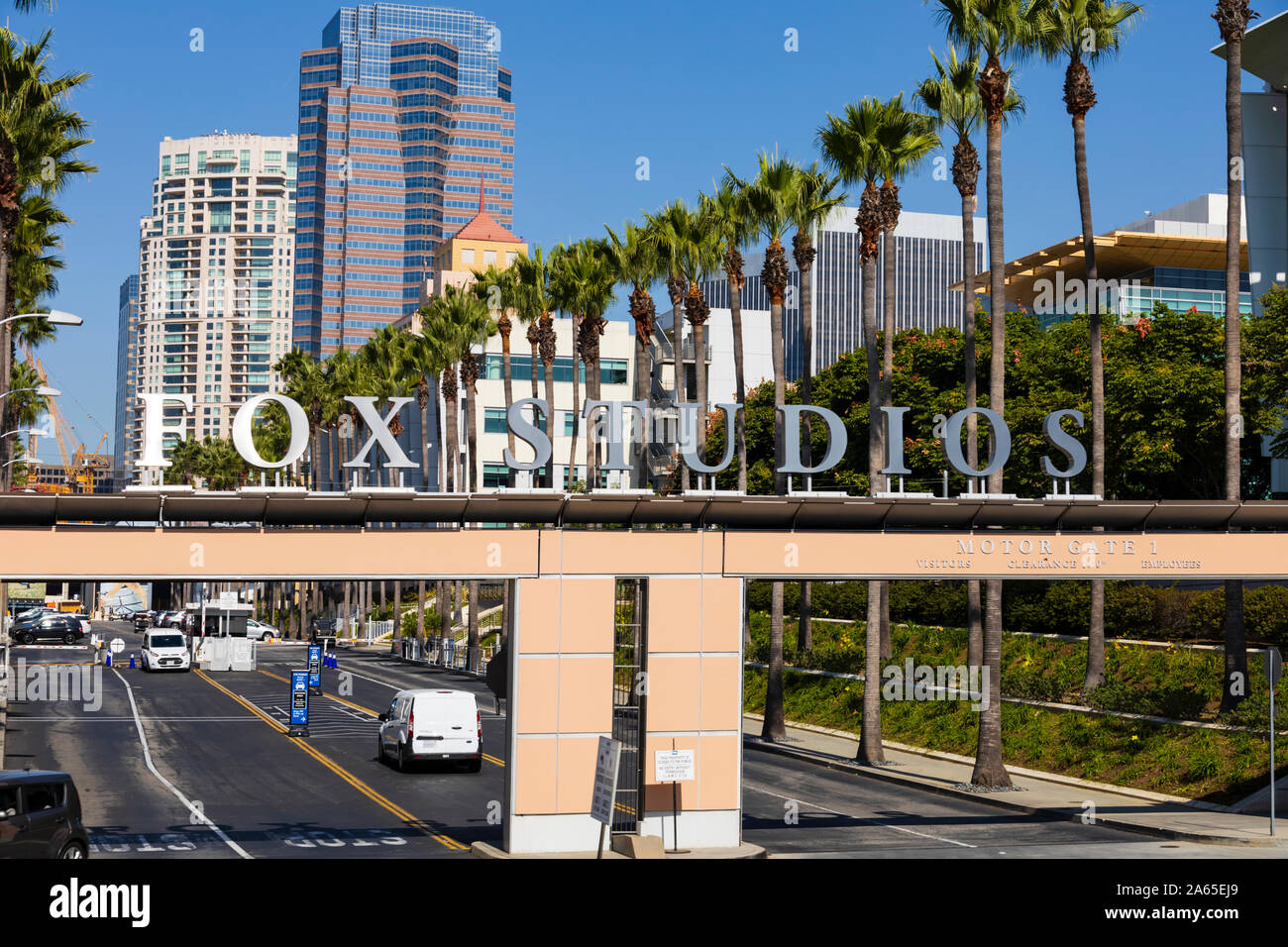 Fox studios hi-res stock photography and images - Alamy