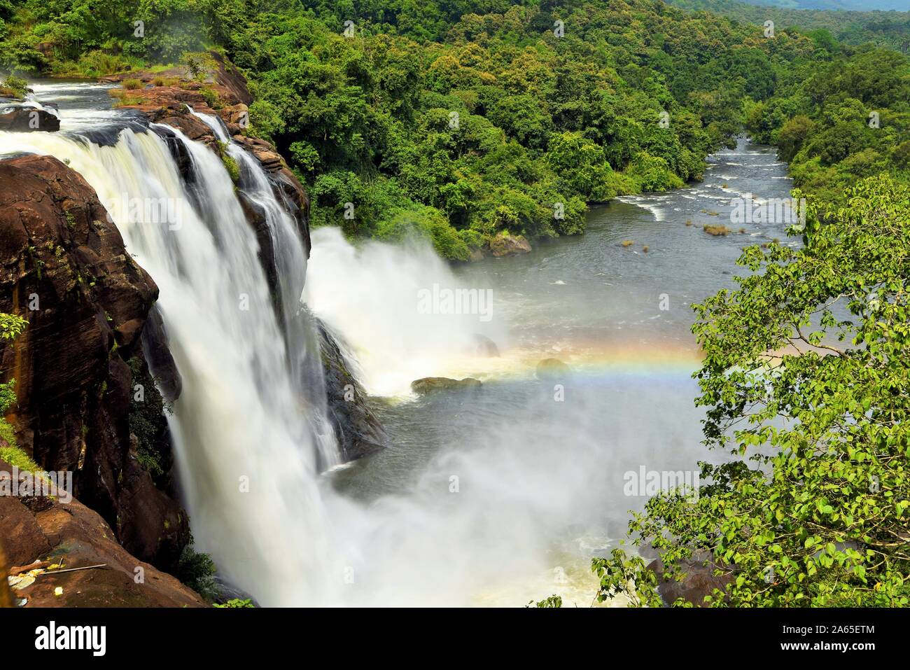 Athirapally Waterfalls, Chalakudy River, Vazhachal Forest, Thrissur ...